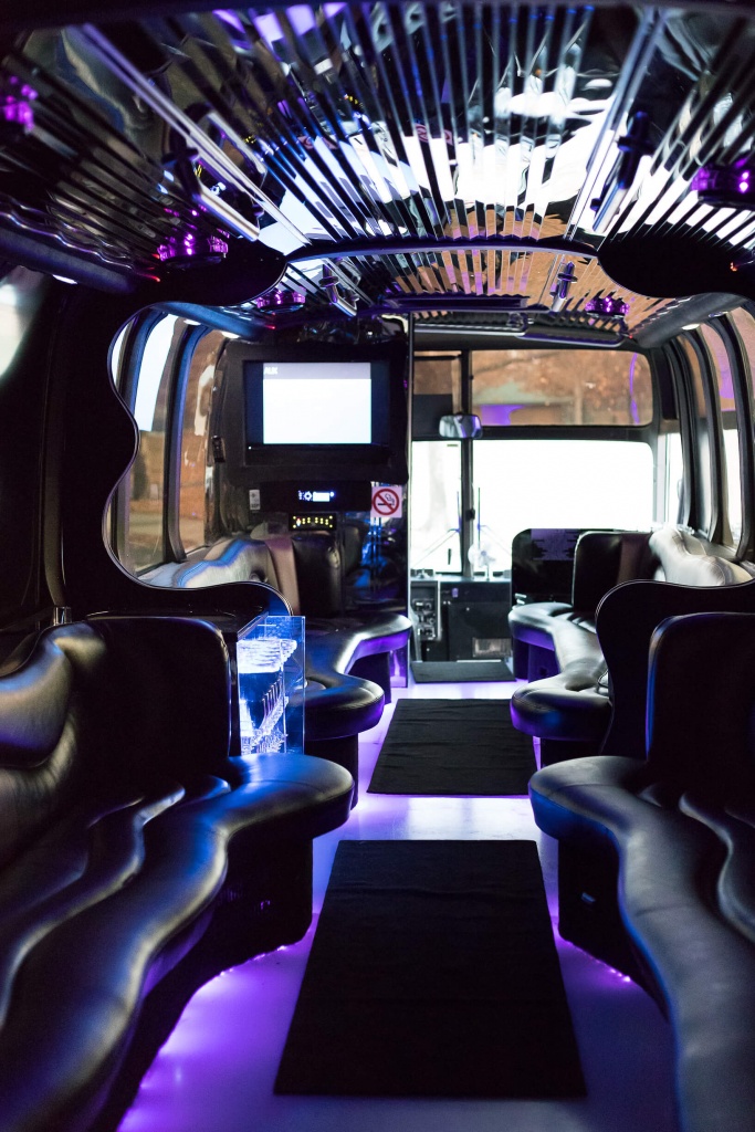 Limo Bus | KC Night Train